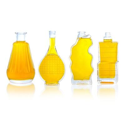 中国 グラス製品 独特の形のボトル 750ml 700ml ウォッカ ウィスキー テキラ ブランデー 販売のため