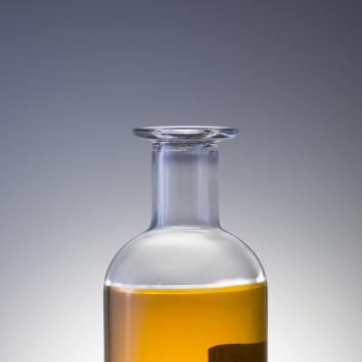 Cina Bottiglia vuota di vetro trasparente liscia Bottiglie di vodka da 1 litro Personalizzabili e durevoli in vendita