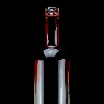 Cina Rivestimento di colore rosso 750 ml bottiglia di tequila in vetro con design unico e sughero in vendita