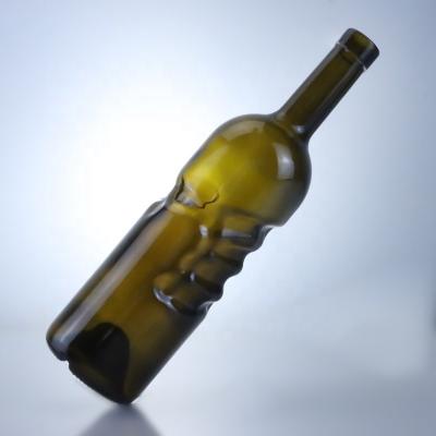 Cina Personalizzazione 500 ml 750 ml Clear Flint Gin Rum Champagne Tequila Liquor Bottiglia di vetro con sughero in vendita