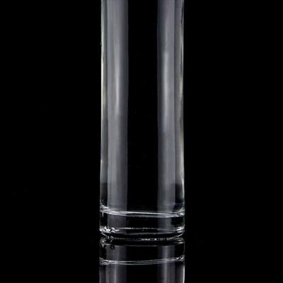 中国 独特のデザイン 750ml ロング ネック 空のウォッカ ガラスボトル スクリューキャップ スーパーフリント ガラス 販売のため