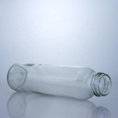 Cina Bevande industriali Bottolina d'acqua in vetro di tipo flint con tappo a vite 350 ml 500 ml 750 ml in vendita