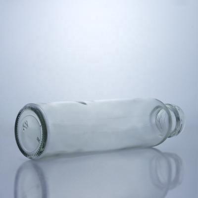 Cina Bevande industriali Bottolina d'acqua in vetro di tipo flint con tappo a vite 350 ml 500 ml 750 ml in vendita