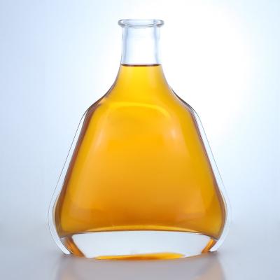 Cina Altre bevande 500 ml '700 ml 750 ml Bottiglia di vetro per tequila Gin Rum Whiskey Vodka in vendita