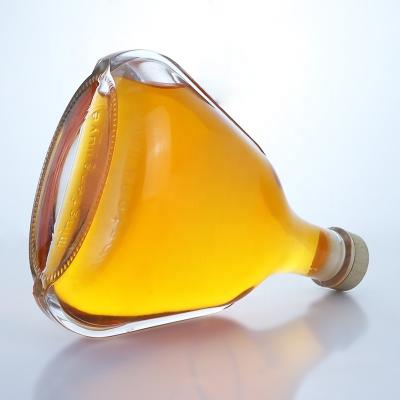 Cina Altre bevande 500 ml '700 ml 750 ml Bottiglia di vetro per tequila Gin Rum Whiskey Vodka in vendita