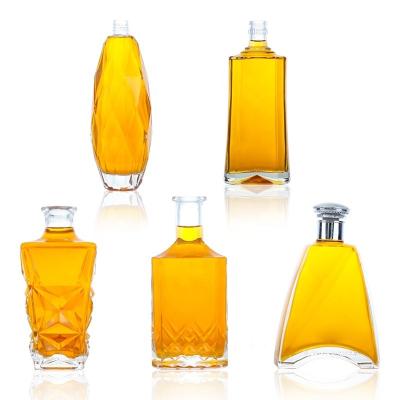 中国 375ml 500ml 700ml 750ml 1000ml オスロ酒 ジン ウィスキー ガラス ウォッカ ボトル コルク蓋付き 販売のため