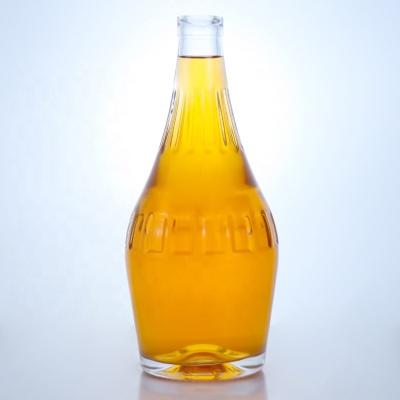Cina Corpo in vetro 500 ml 700 ml 750 ml Vodka sigillata Tequila Bottiglia di whisky con tappo di sughero in vendita