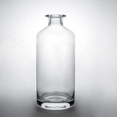 Cina Bottiglia di vetro Whisky Glass Vodka Gin Bottiglia di rum a sughero 375ml 500ml 700ml 750ml 1000ml in vendita
