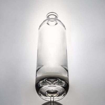 Cina Bottiglia in vetro a tappo di sughero di tipo Super Flint Spirit per whisky Vodka Tequila Gin Rum Made in vendita