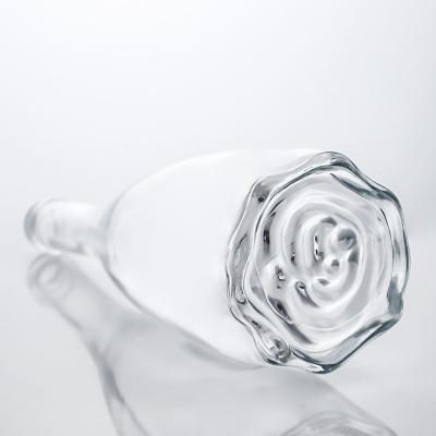 Cina Whisky Gin Rum Vodka Collare di vetro inciso Bottiglia di liquore rotonda con tappo personalizzato in vendita