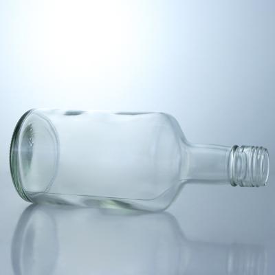 Cina Bottiglia di liquore in vetro a cappuccio a collo lungo su misura per la bobina a vite Gin Vodka Brandy Forma su misura in vendita