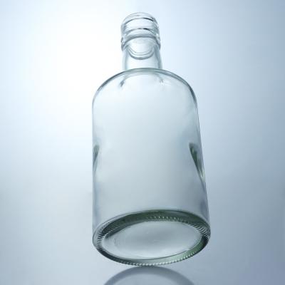Cina Bottiglia di liquore in vetro a cappuccio a collo lungo su misura per la bobina a vite Gin Vodka Brandy Forma su misura in vendita