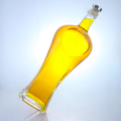 Cina Bottiglia di vetro a forma di tappo di sughero trasparente o personalizzata per whisky, vodka, tequila, gin e rum in vendita