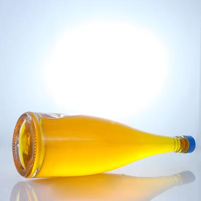 Cina Bottiglia di vetro a cappuccio a vite a forma di pera fatta per il rum Super Flint Vodka Whisky Tequila Gin in vendita