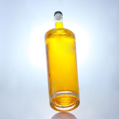 Cina Bottiglia in vetro da 750 ml per rum, vodka, whisky, tequila, gin e materiale super-frittato in vendita