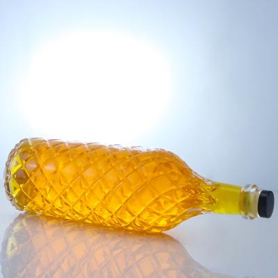 Cina Collare di vetro Super Flint Rum in rilievo Vodka Whisky Tequila Gin Bottiglia con sughero in vendita