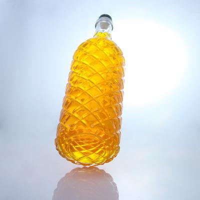 Cina Collare di vetro Super Flint Rum in rilievo Vodka Whisky Tequila Gin Bottiglia con sughero in vendita