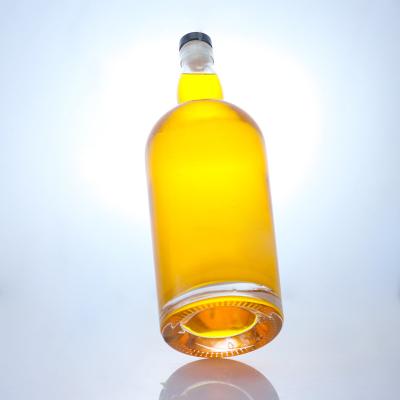 Cina Liquore industriale bottiglia di vetro Super Flint con sughero personalizza la tua bevanda in vendita