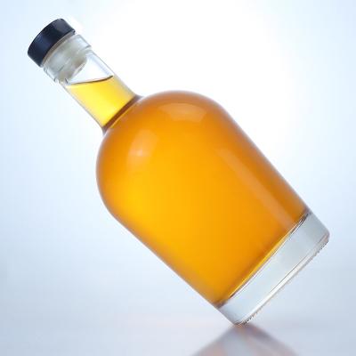 Cina Bottiglia di liquore in vetro da 750 ml per gin rum vodka forma su misura con materiale per il colletto in vetro in vendita