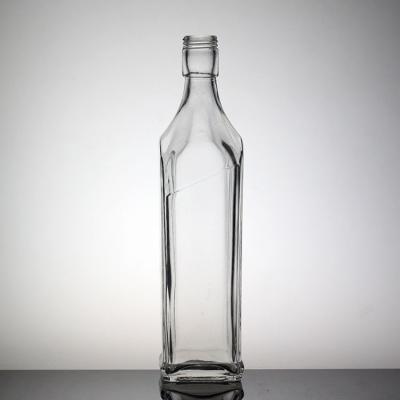 Cina Bottiglie di vetro di 700 ml con tenuta di sughero trasparente per liquori e vodka in vendita