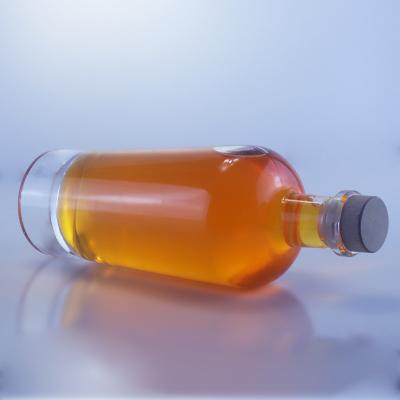 Cina Bottiglia di liquore in vetro da 750 ml con tappo di sughero e tappo personalizzato in vendita