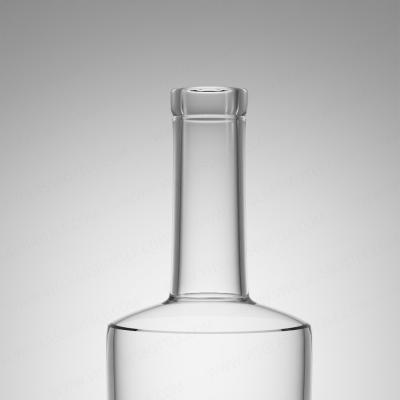 Cina Bottiglia di vetro con logo personalizzato per rum vodka whisky tequila gin 750ml Super Flint Glass in vendita
