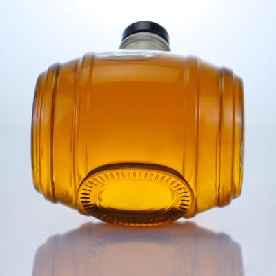 Cina Bottiglia di vetro a tappo personalizzata per vodka gin rum 700ml 750ml adattabile a vari scenari in vendita