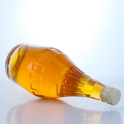 中国 シャンパン用700ml 豪華なデザインの 透明な石灰色のガラスボトル 独特の形と空っぽ 販売のため