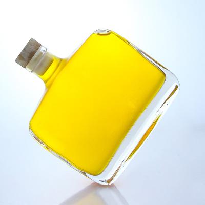 Cina Alcolici industriali 300 ml Unico spalla rotonda Super flint bottiglia di vetro con sughero in vendita