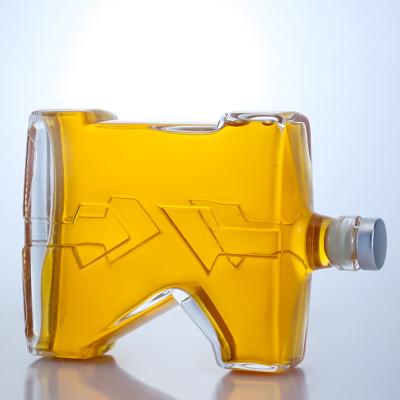 Cina Bottiglia di vetro di pietra chiara 750 ml con forma unica per Gin Rum Champagne Brandy Whisky in vendita
