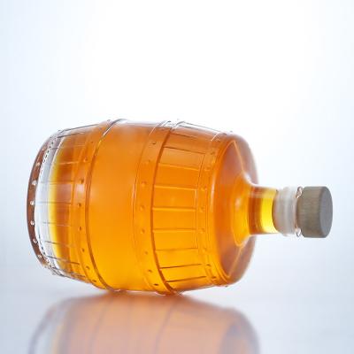Cina Bottiglia di vetro trasparente per gin rum champagne brandy whisky design unico in vendita