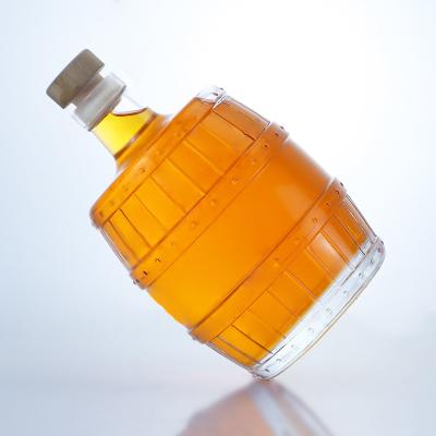 Cina Bottiglia di vetro trasparente per gin rum champagne brandy whisky design unico in vendita