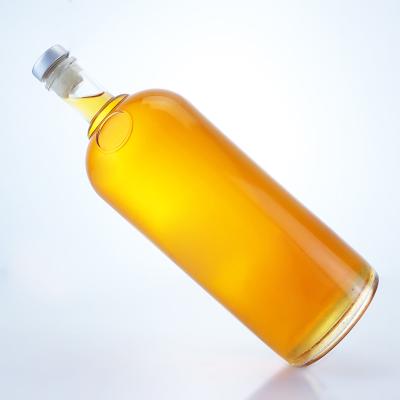 Cina Tequila Vodka Rum Whisky Liquor Bottiglia di vetro con sughero 1000 ml in forma di cilindro di pietra alta in vendita