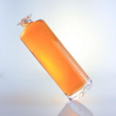 Cina Bottiglia di vetro a pietra rotonda unica da 750 ml con logo e sughero personalizzati in vendita