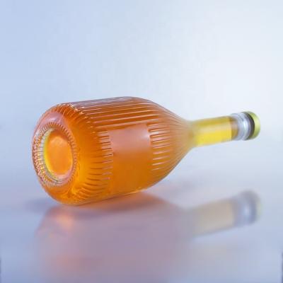 China Garrafa de vidro vazia transparente para Vodka Gin Rum Whisky Brandy em 500ml 750ml 1000ml à venda