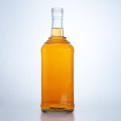 Cina Flascia di vetro per whisky Brandy Vino Spiriti Alcolici Champagne Alcol Alcolici OEM in vendita