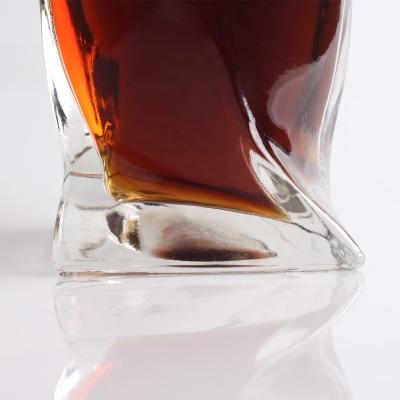 Cina Tipo di tenuta del whisky di sughero 750 ml/1000 ml Bottiglia di vetro trasparente per champagne in vendita