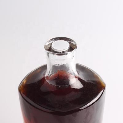 Cina Tipo di tenuta del whisky di sughero 750 ml/1000 ml Bottiglia di vetro trasparente per champagne in vendita