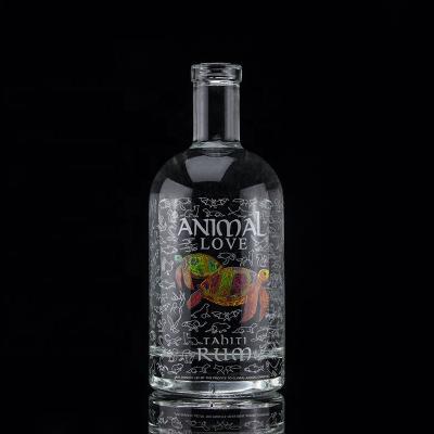 Cina Flint Glass 2022 Design Chiara Decal bottiglia di vetro per Gin Whisky Rum Tequila Brandy in vendita
