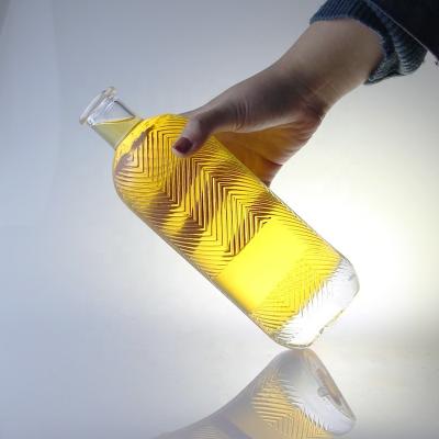 中国 500ml 700ml 750ml 透明の石灰石ガラスボトル グラスカラーとベース材料 販売のため