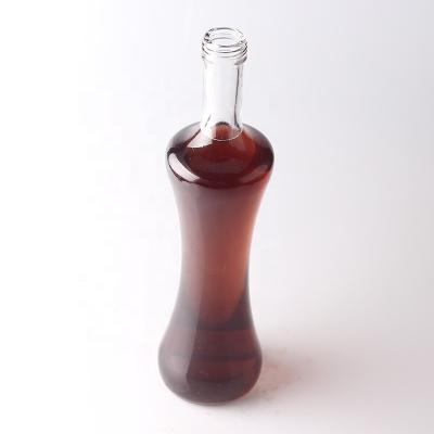 Cina 500 ml 750 ml 1000 ml Bottiglia di vetro per tequila Materiale del corpo trasparente personalizzato in vendita