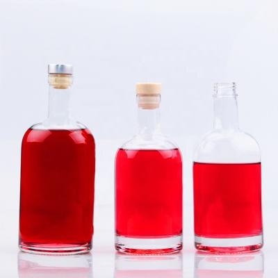 Cina Global Classic Bottle Rotonda 70cl 75cl di vetro per liquori con logo personalizzato in vendita