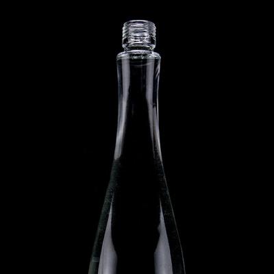 Cina 750ml 75cl Super Flint Teardrop in forma di rum Vodka Whisky Bottiglia di vetro con colletto di vetro in vendita