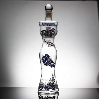 China Uitgebreide Frost Glass Skull Face Flask Voor Liquor Decal Oppervlakte Handeling Te koop