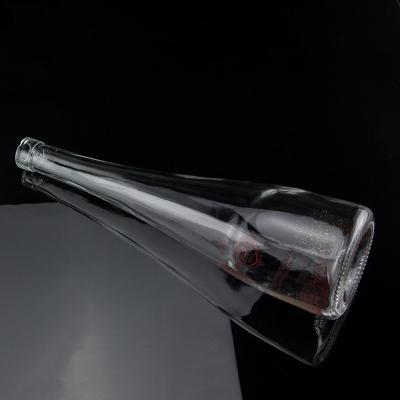China Kegelförmiger Bildschirmdruck Wodka Whisky Liquor Glasflasche 750 ml mit Super Flint Glas zu verkaufen
