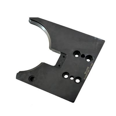 중국 맞춤형 도면 기반 내구성이 뛰어난 4140 강철 부품을 위한 QPQ 표면 처리 고정밀 CNC 가공 서비스 판매용