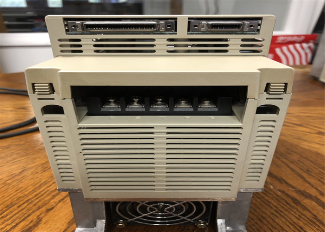 SGDB-15ADG-P AC Servo Drives Brand New Yaskawa In Original Box 0