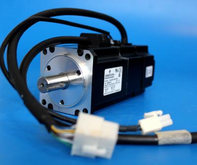 XVM-606-TBNS-0000 новый оригинал, 230VAC, кадр 60mm, метрическая установка, 5,6 ящик Cont. Вращающий момент стойла, скорость 5000 RPM Макс.