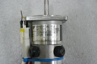 중국 야스카와 RM 시리즈 UGRMEM-02SNQ71 원본 상자에 있는 서버 드라이브 판매용