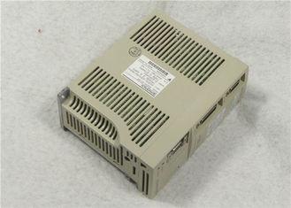 中国 SGDA-01VP インダストリアル サーボドライブ ヤスカワ 入力 2.5AMPS サーボパック 100W 販売のため
